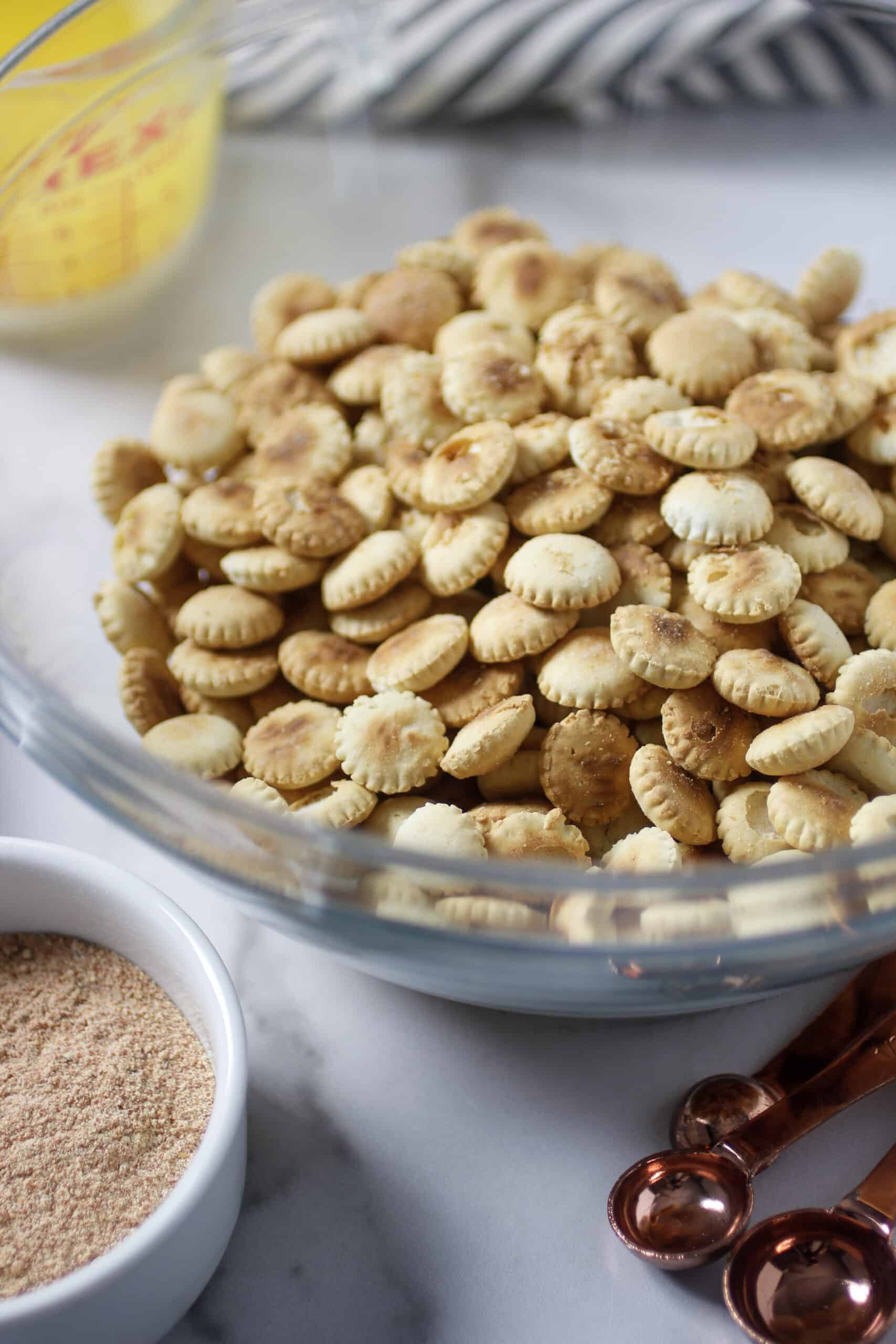 The Best Fiesta Ranch Crackers - Cooking Up Memories