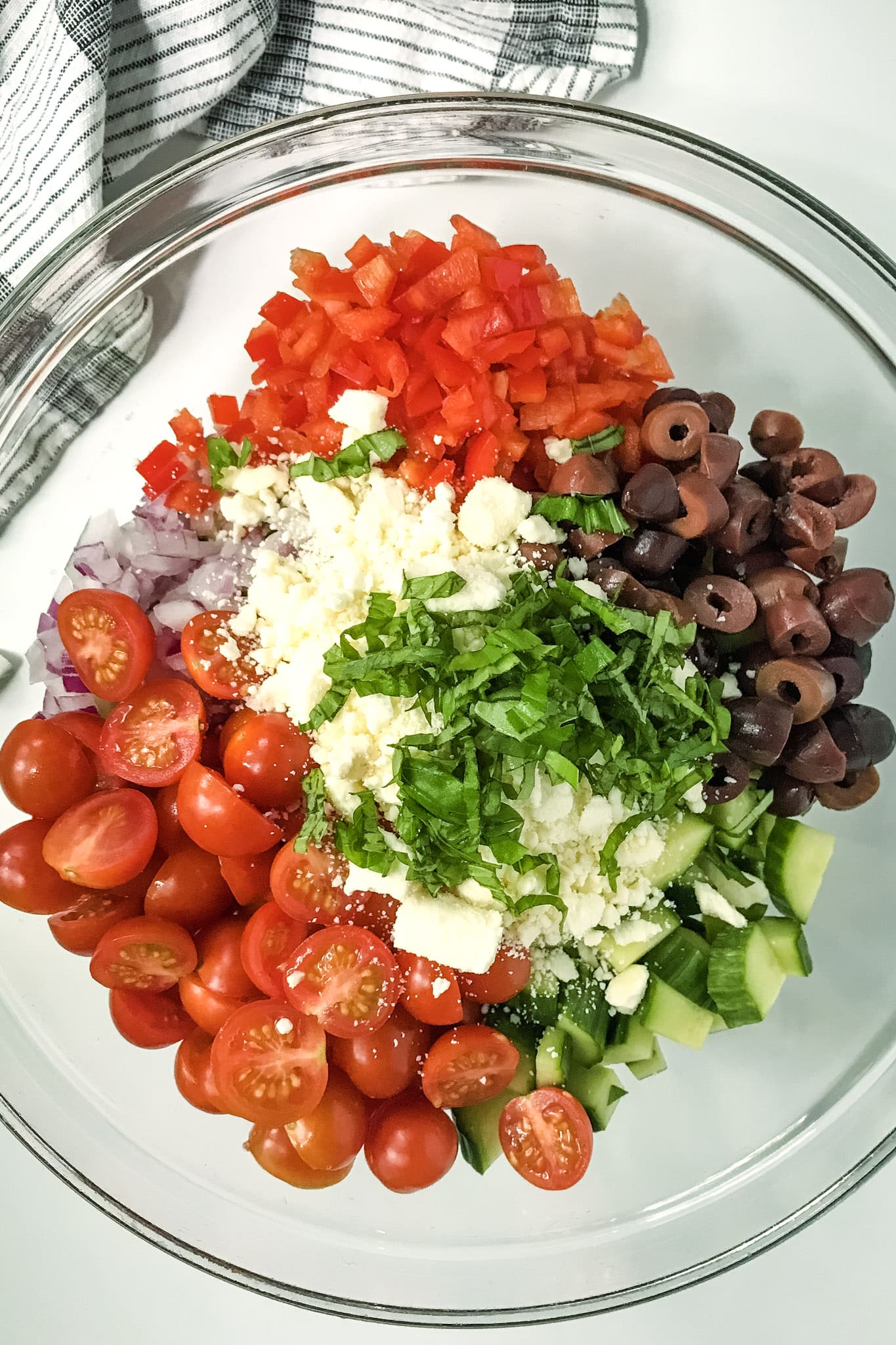 Greek Feta Salad - Cooking Up Memories