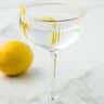 How to make a Classic Absolut Vodka Martini (Simple and Smooth ...